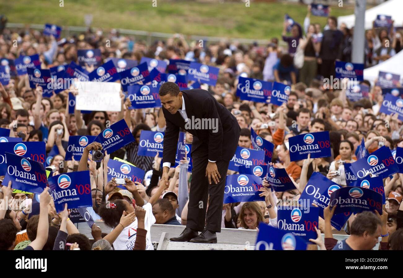 Austin, TX February 23, 2007: U.S. Senator Barack Obama (D-Illinois ...