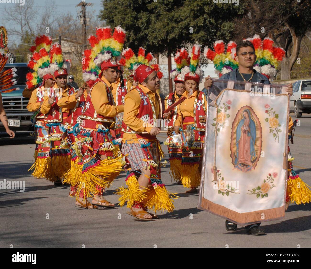 Honoring virgin mary hi-res stock photography and images - Alamy