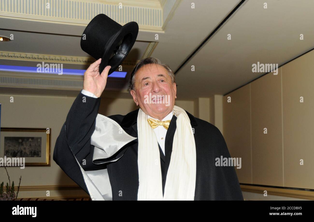 Richard lugner wien hi-res stock photography and images - Alamy