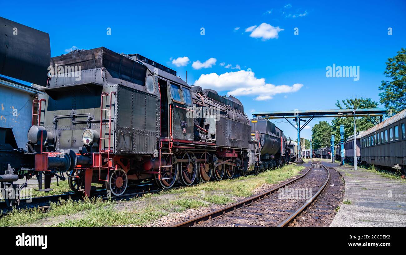 Gigantic railway car hi-res stock photography and images - Alamy