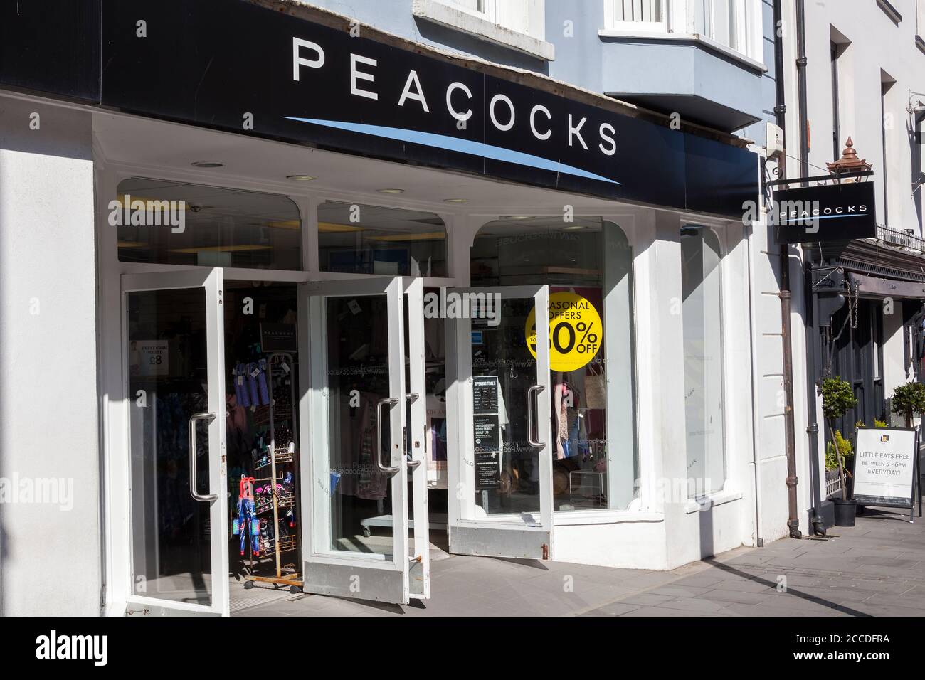 Tenby town centre hi-res stock photography and images - Alamy