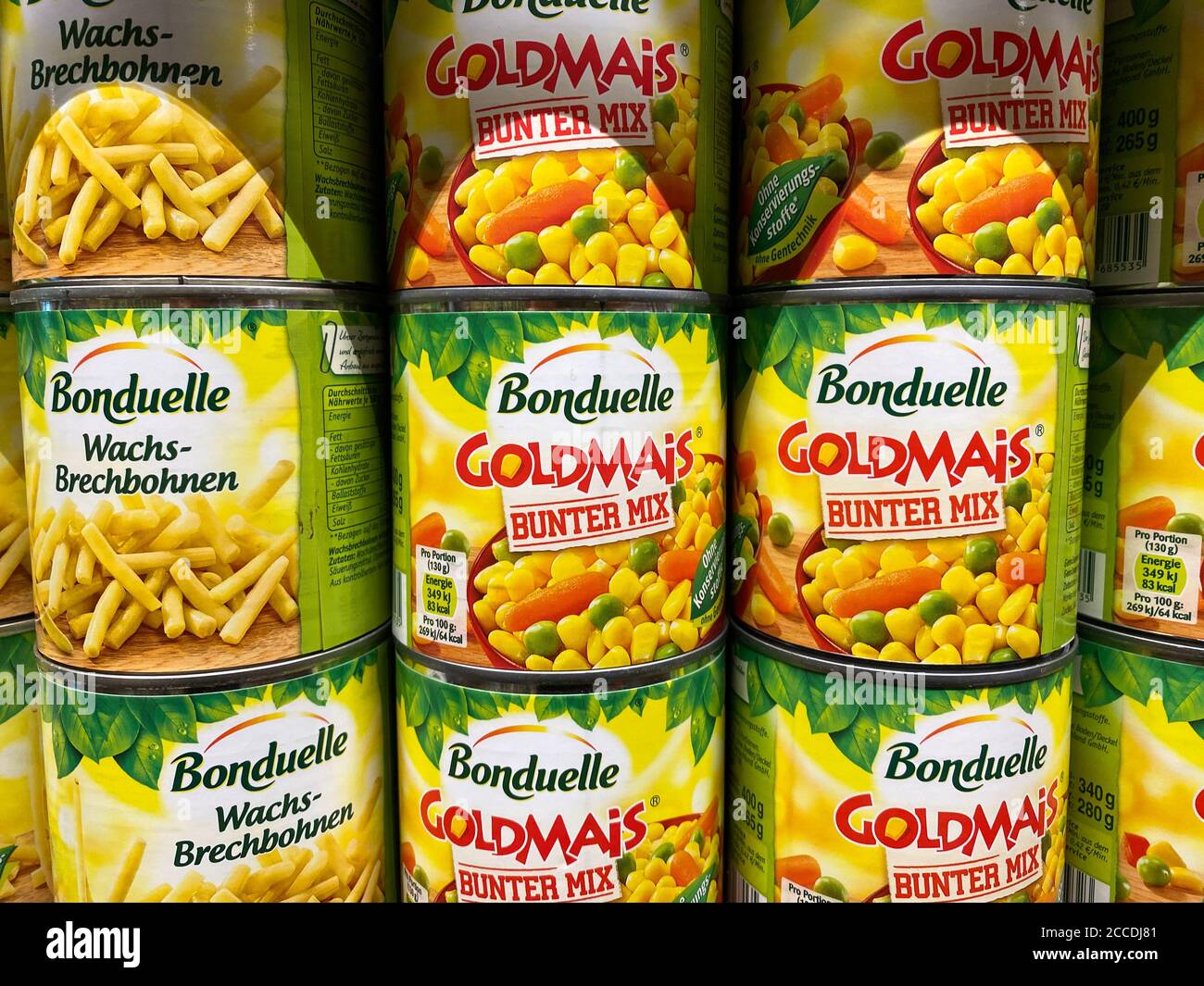 Vegetable cans hi-res stock photography and images - Alamy