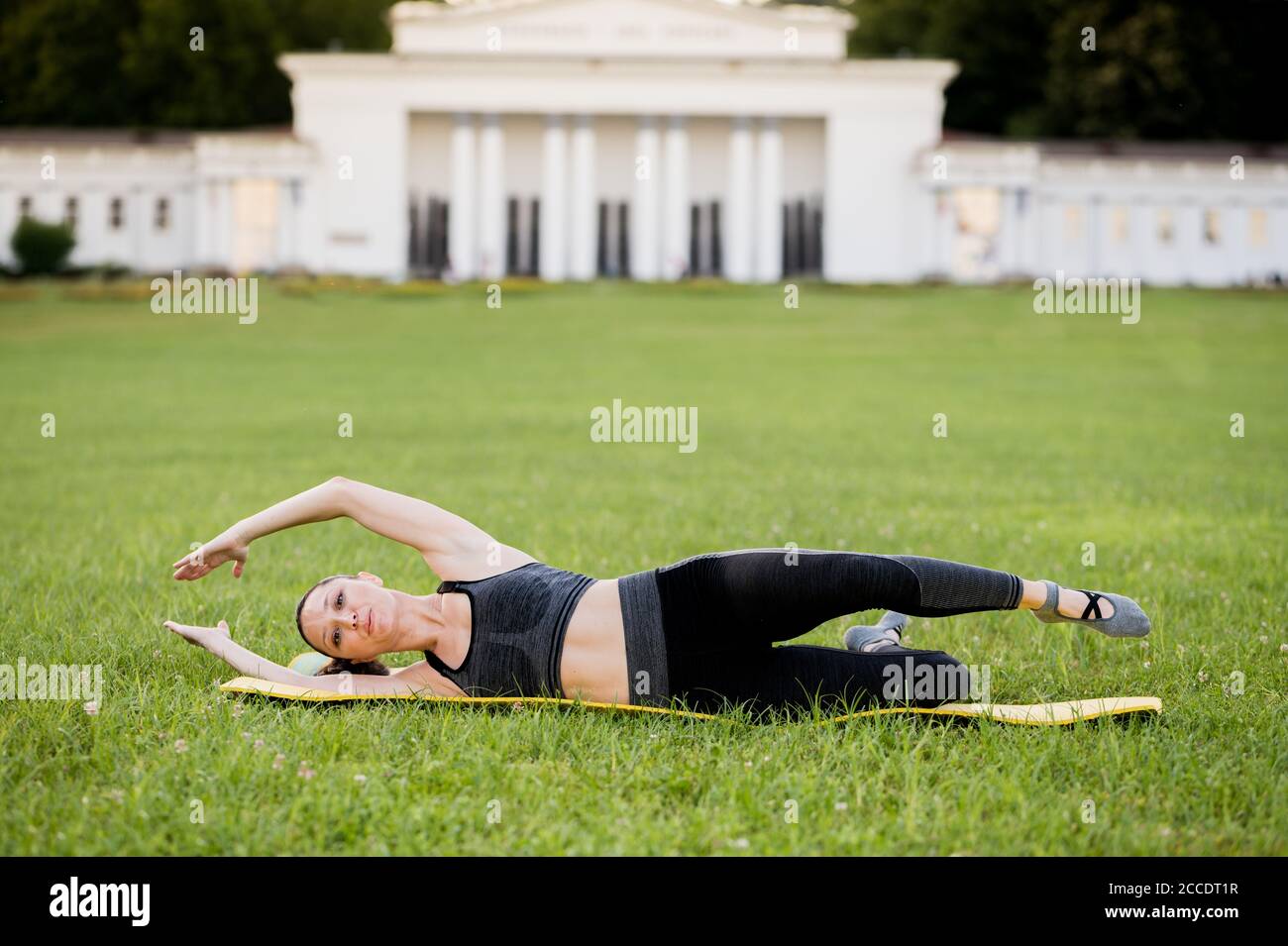 Side kick hi-res stock photography and images - Alamy