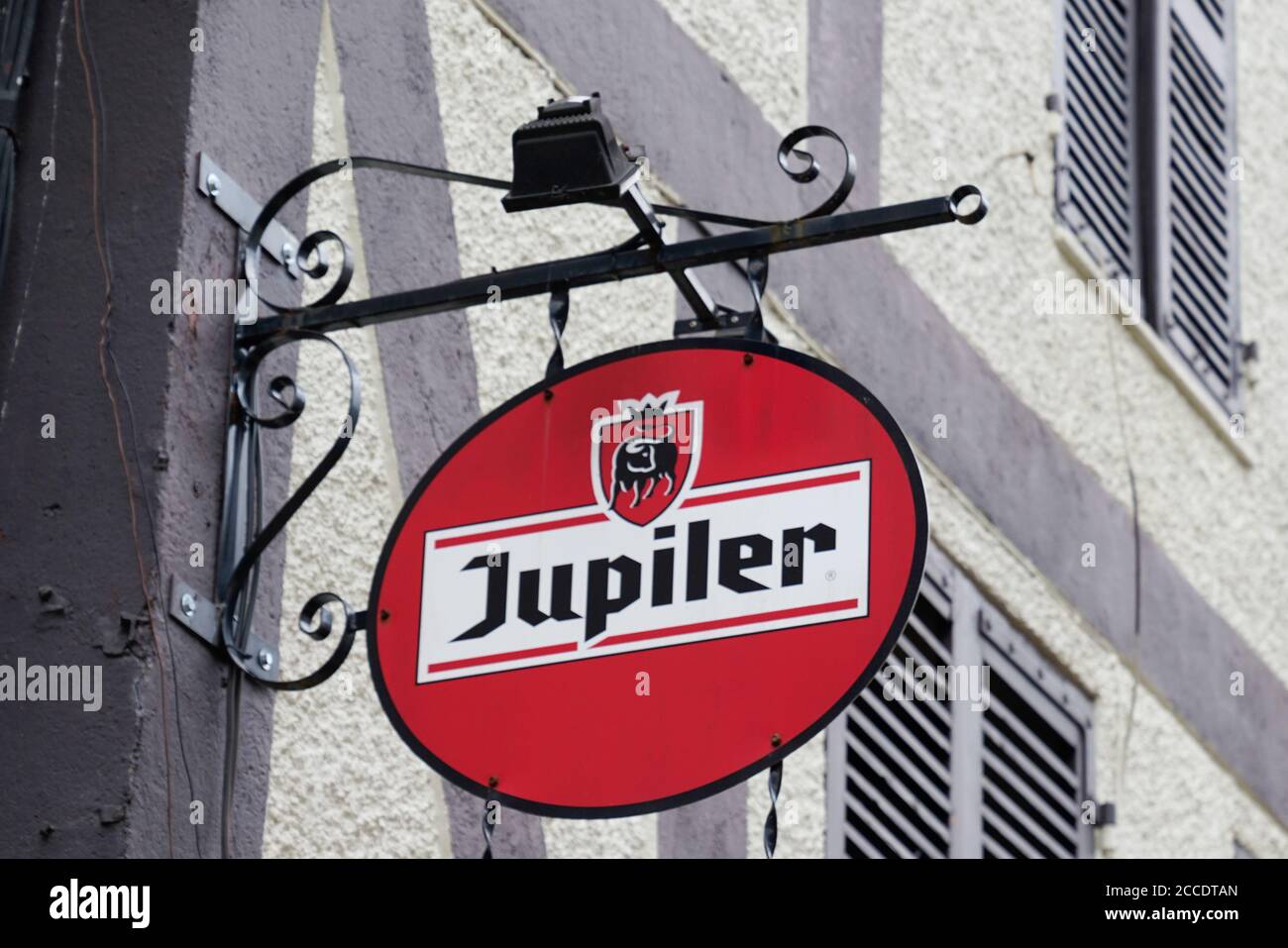 Jupiler bier logo hi-res stock photography and images - Alamy
