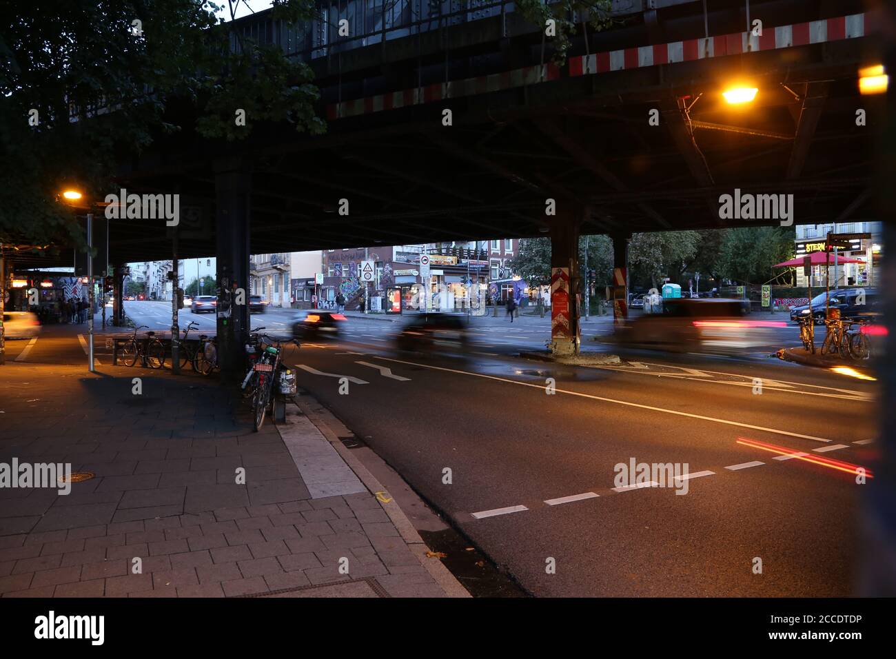 Train bridge Sternbrücke in Hamburg-Altona, Germany Stock Photo - Alamy