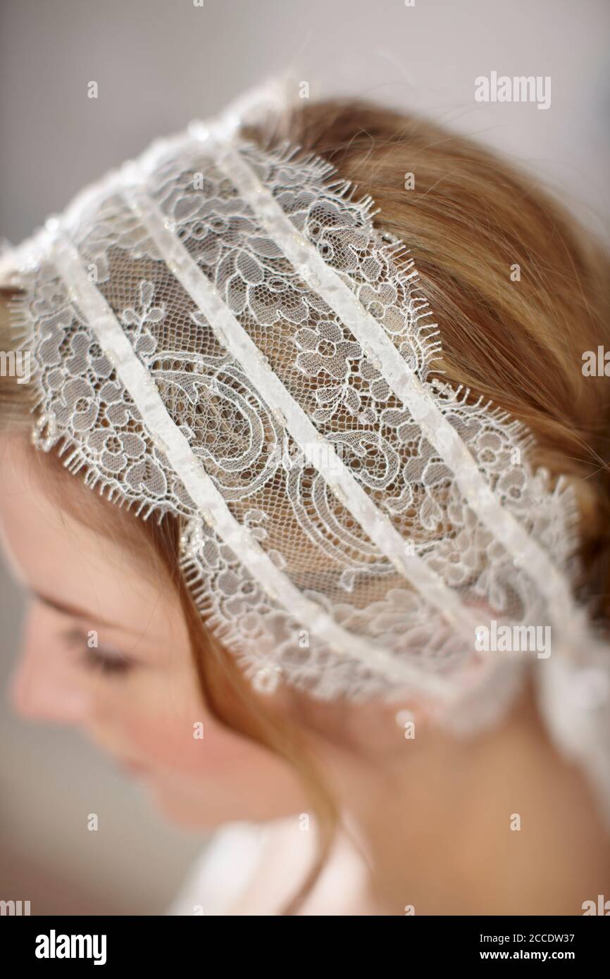 Lace Wedding veil Stock Photo - Alamy