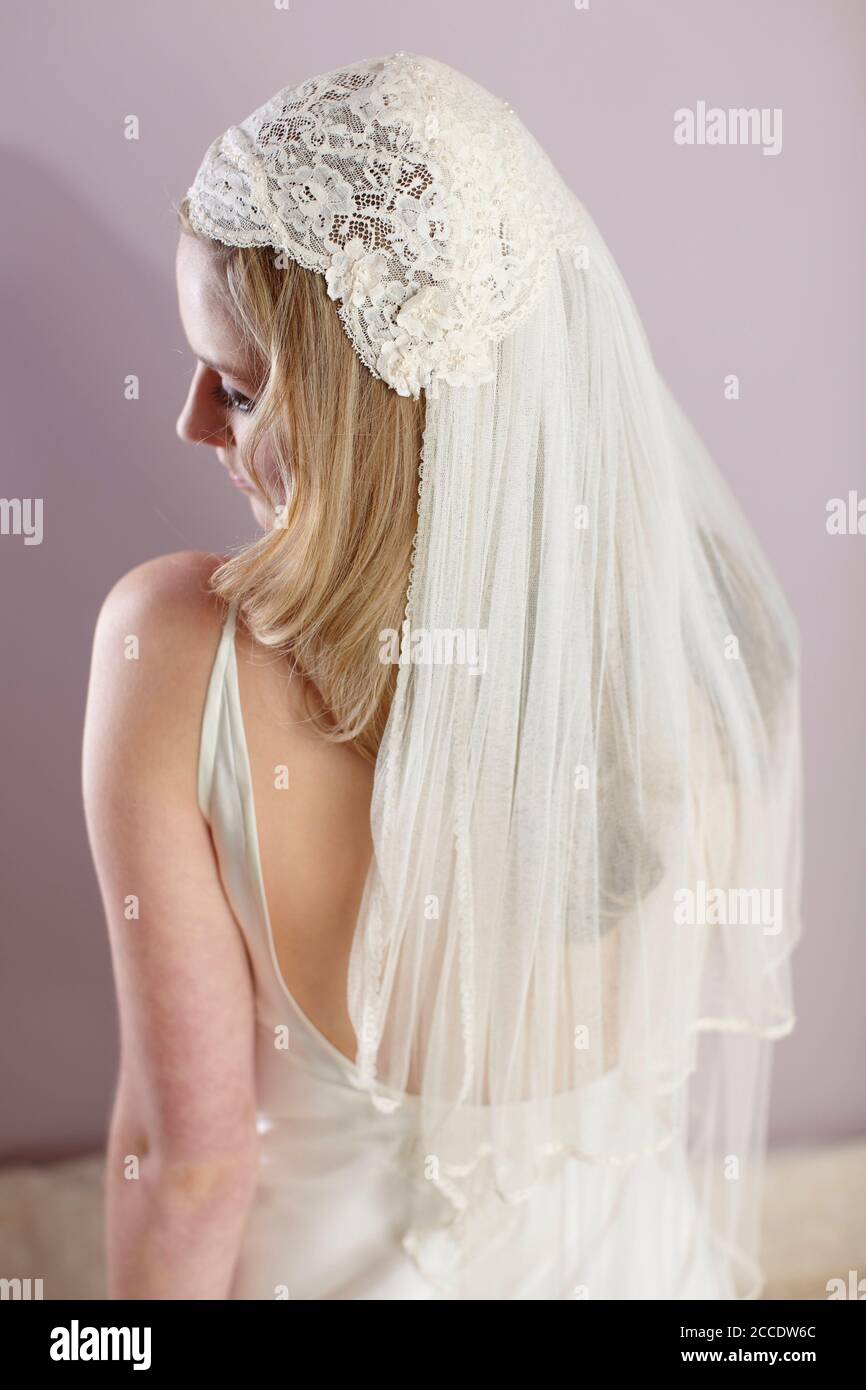 Lace Wedding veil Stock Photo - Alamy