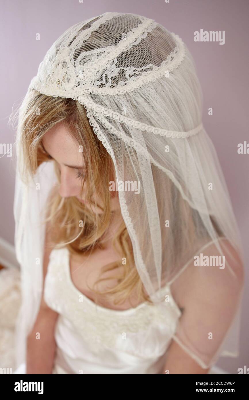 Lace Wedding veil Stock Photo - Alamy