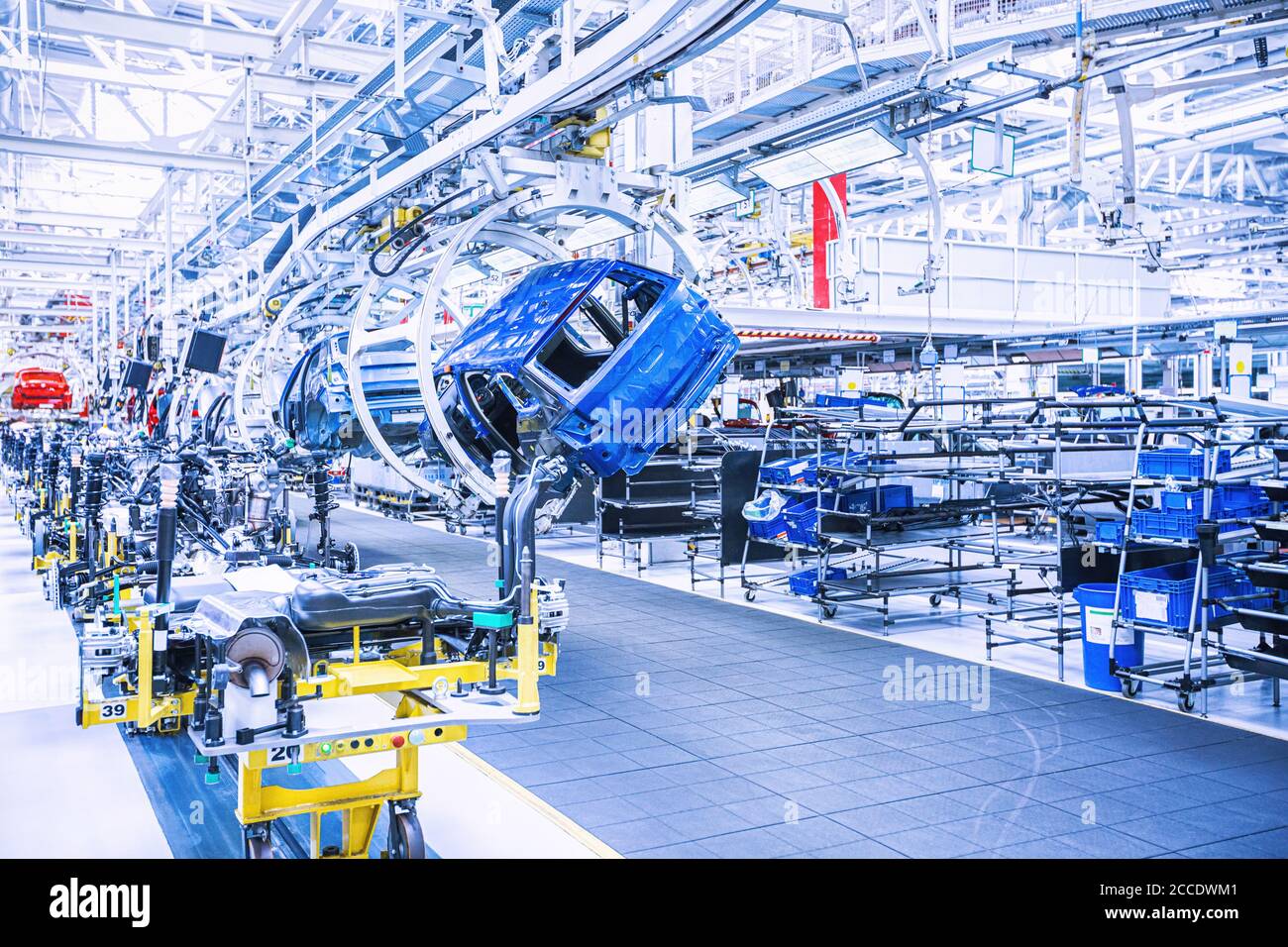 Automobile chassis on factory line hi-res stock photography and images ...