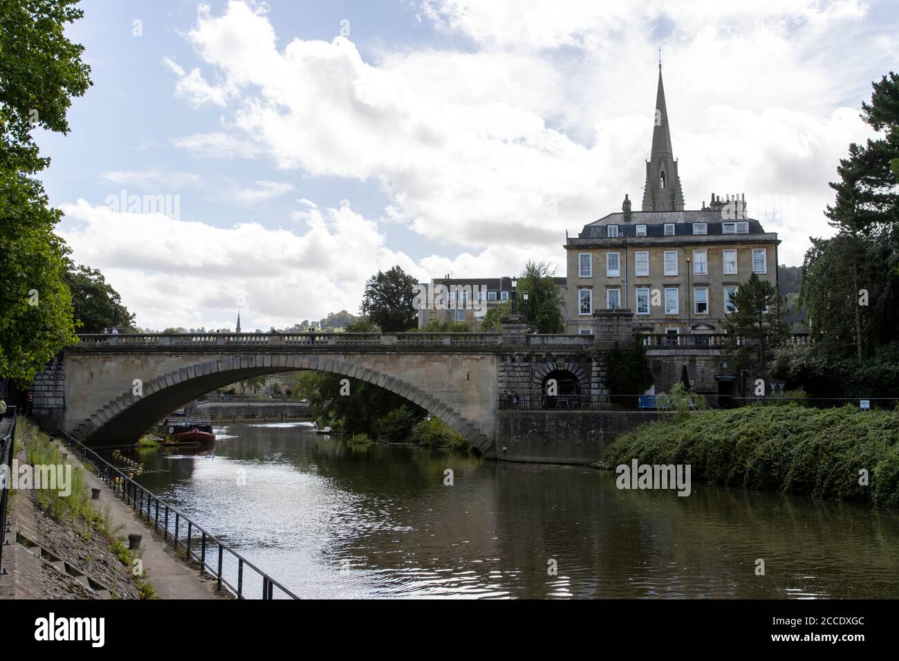 The North Parade Bridge, over the River Avon, Bath built in 1741 by ...