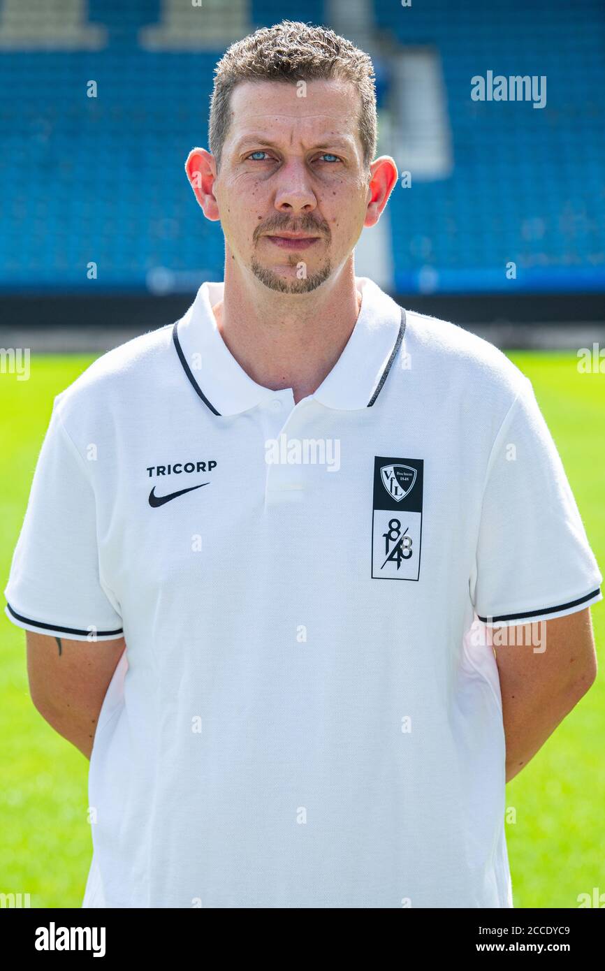 20 August 2020, North Rhine-Westphalia, Bochum: Soccer, 2nd Bundesliga: Official photo session ...