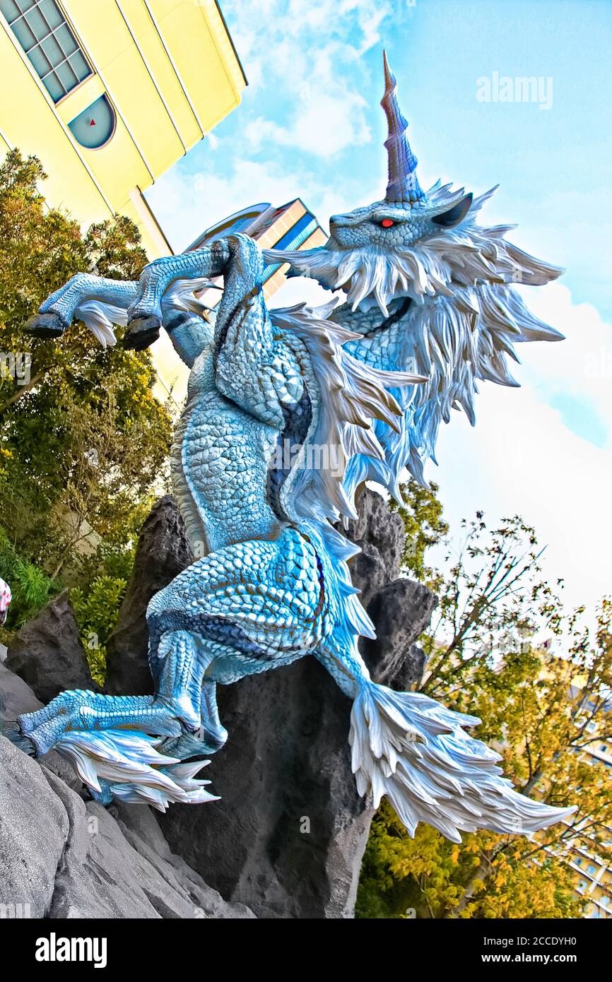 Universal studios japan dinosaur hi-res stock photography and images ...