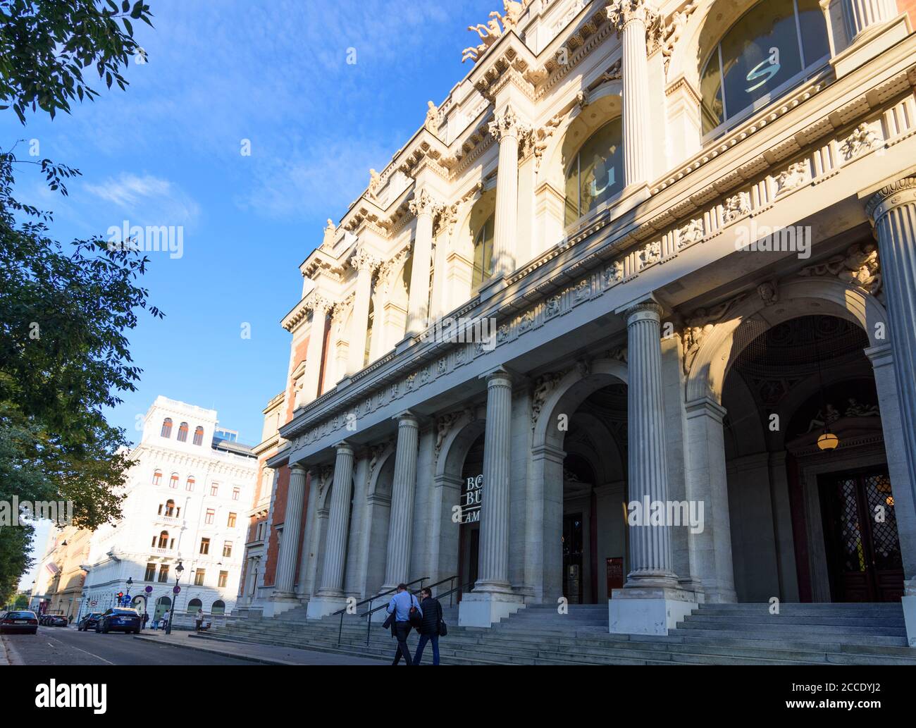 Vienna building hi-res stock photography and images - Alamy