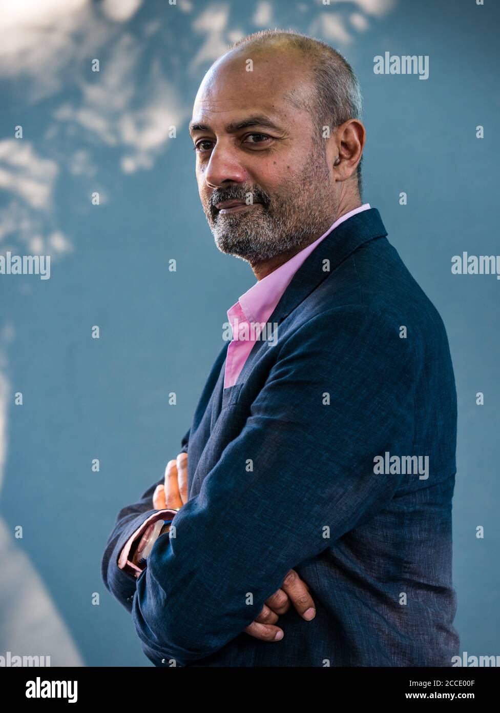 George alagiah portrait hi-res stock photography and images - Alamy