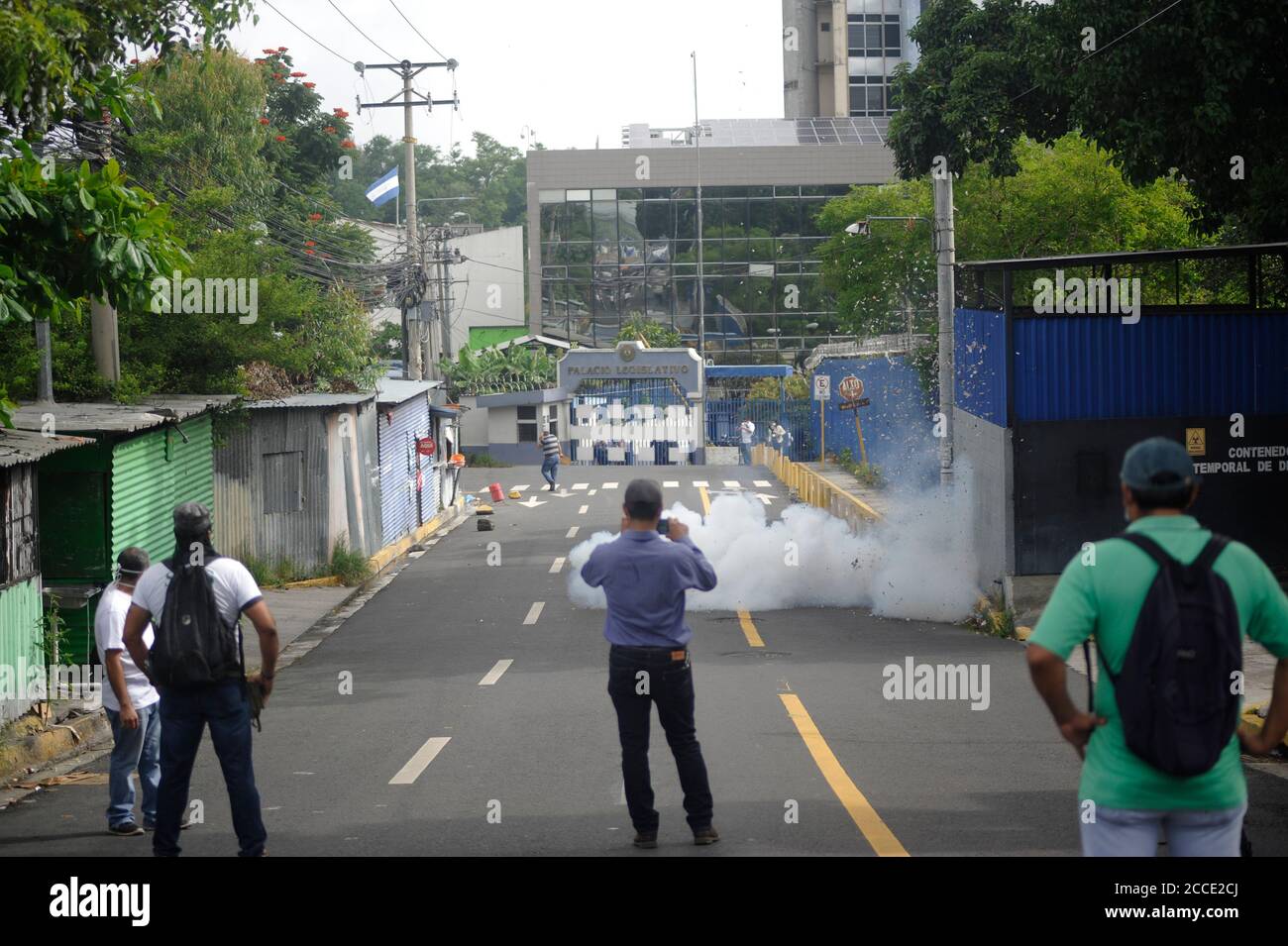 San Salvador, El Salvador. 21st Aug, 2020. Government supporters took ...