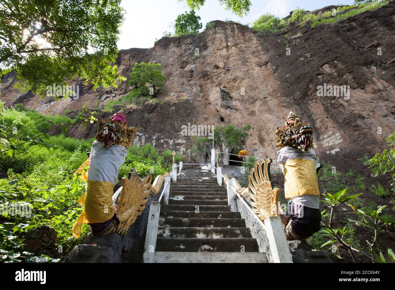 Pura goa tirta sunia hi-res stock photography and images - Alamy