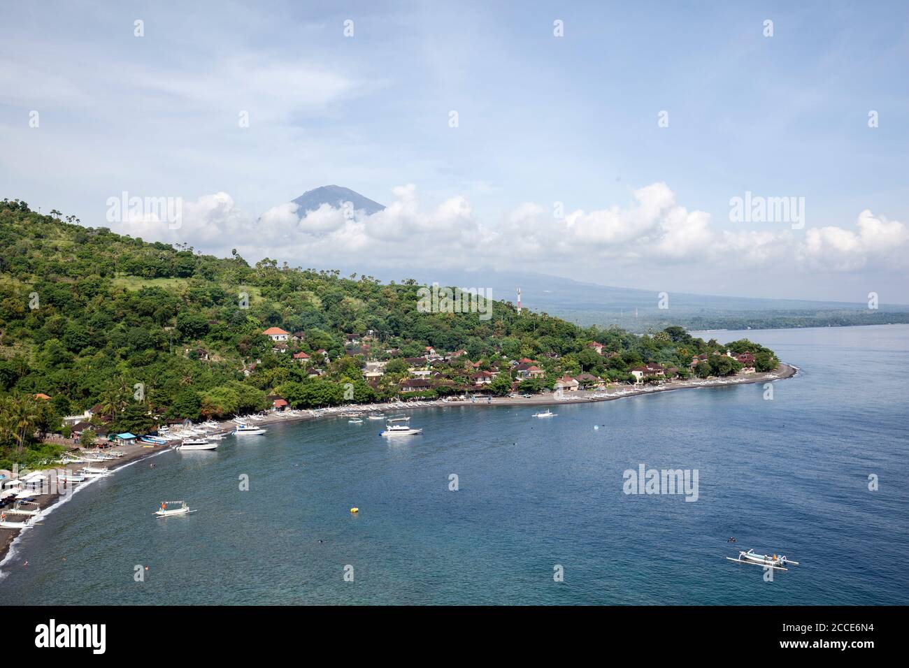 Jemeluk Beach and Gunung Agung, Bali Stock Photo - Alamy