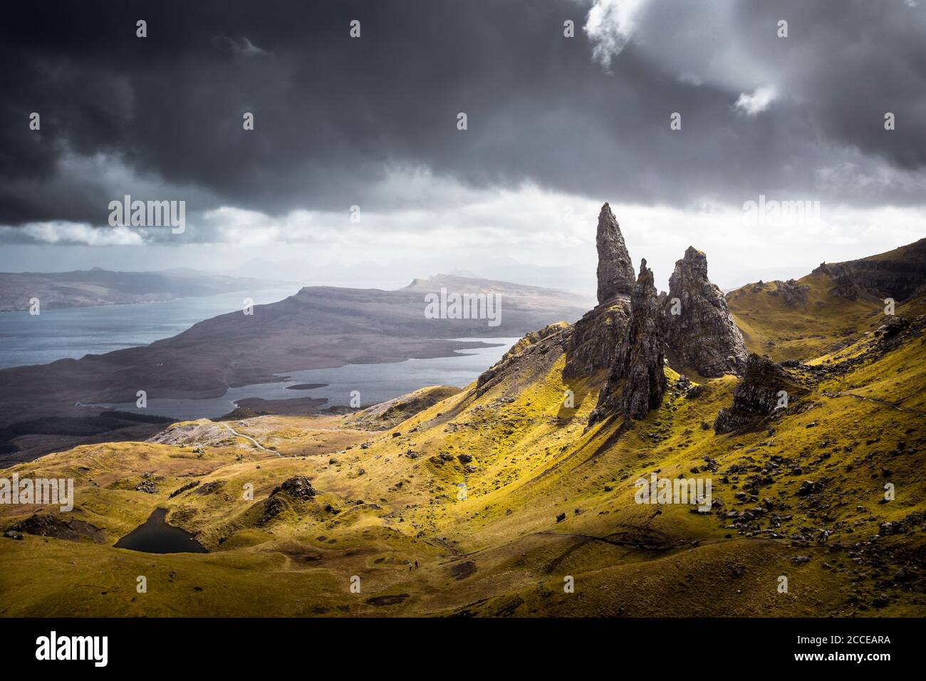Old Man of Storr rock formation, Scottish Highlands, Isle of Skye ...