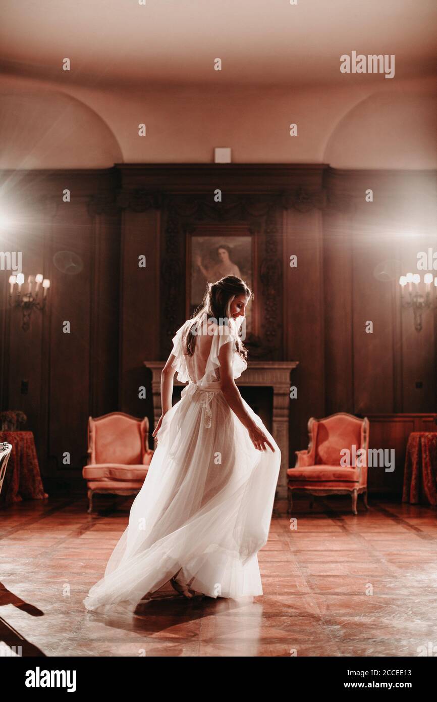 Bride hall hi-res stock photography and images - Alamy