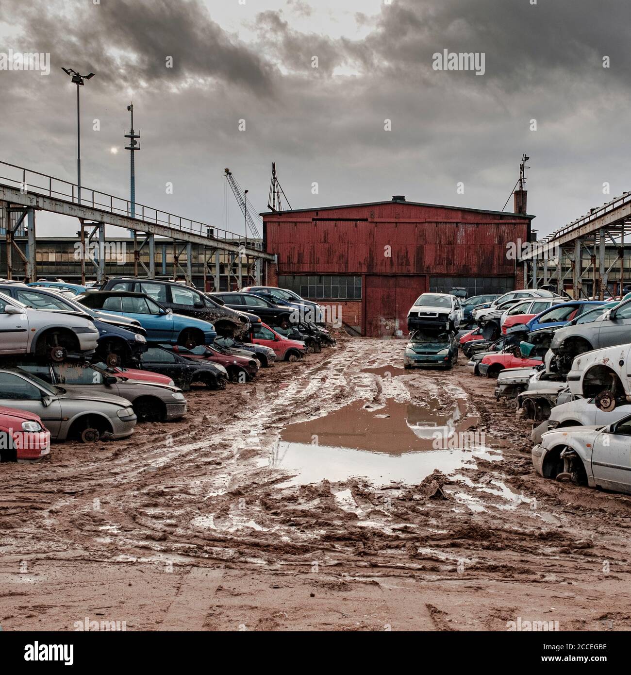 Car junk yard hi-res stock photography and images - Alamy