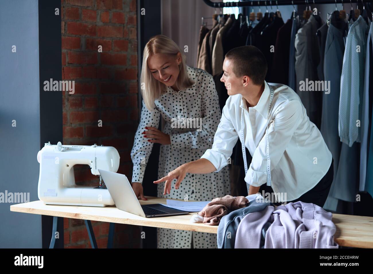 Dress designing computer hi-res stock photography and images - Alamy