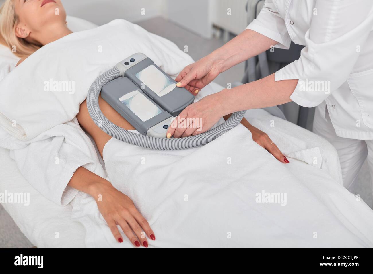 Cryogenic process hi-res stock photography and images - Alamy