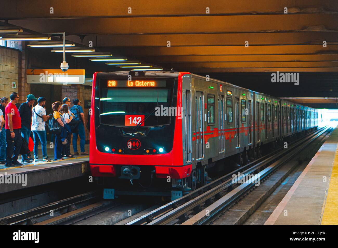 Metro de santiago santa ana hi-res stock photography and images - Alamy