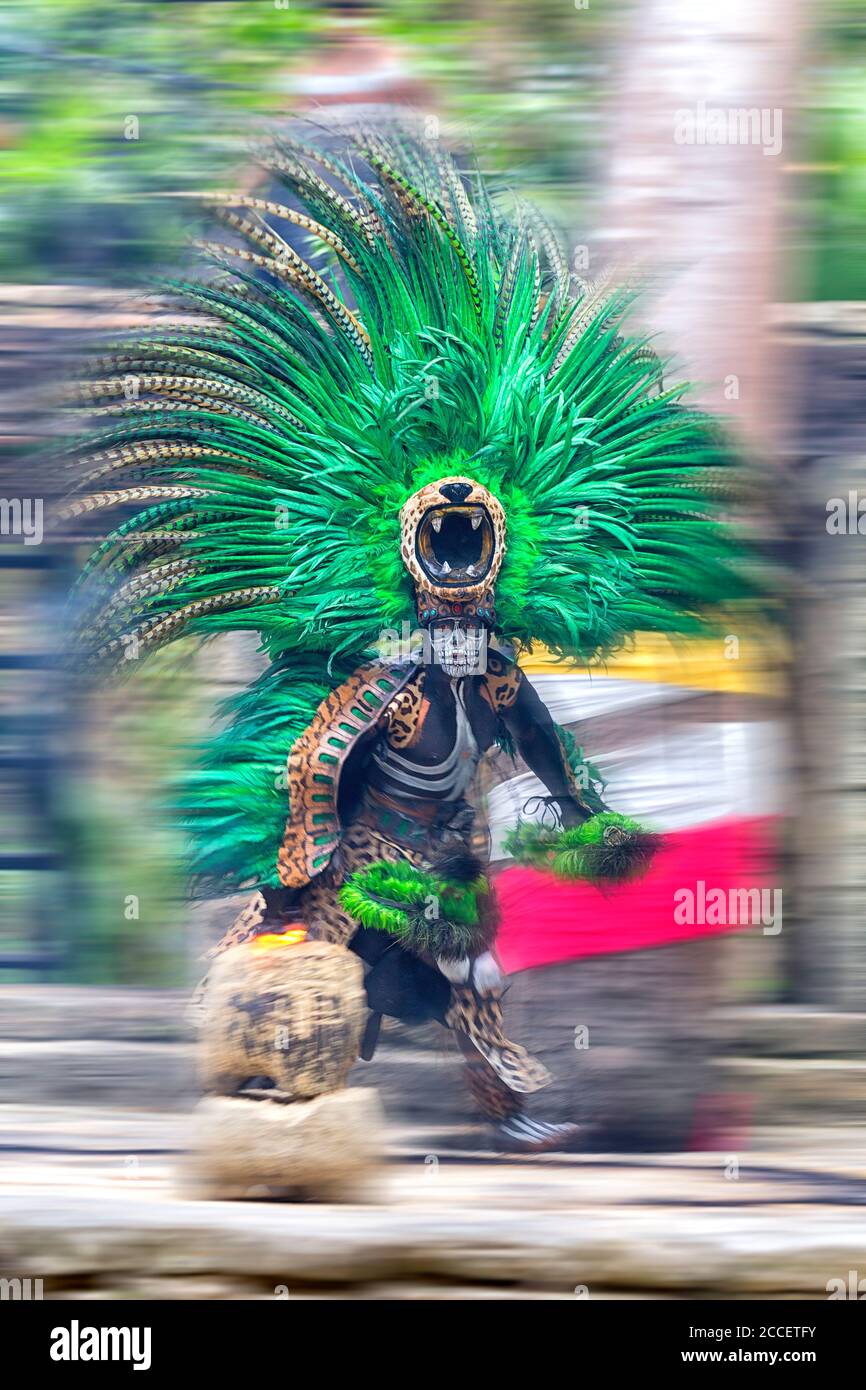 Folklore mexico hi-res stock photography and images - Alamy
