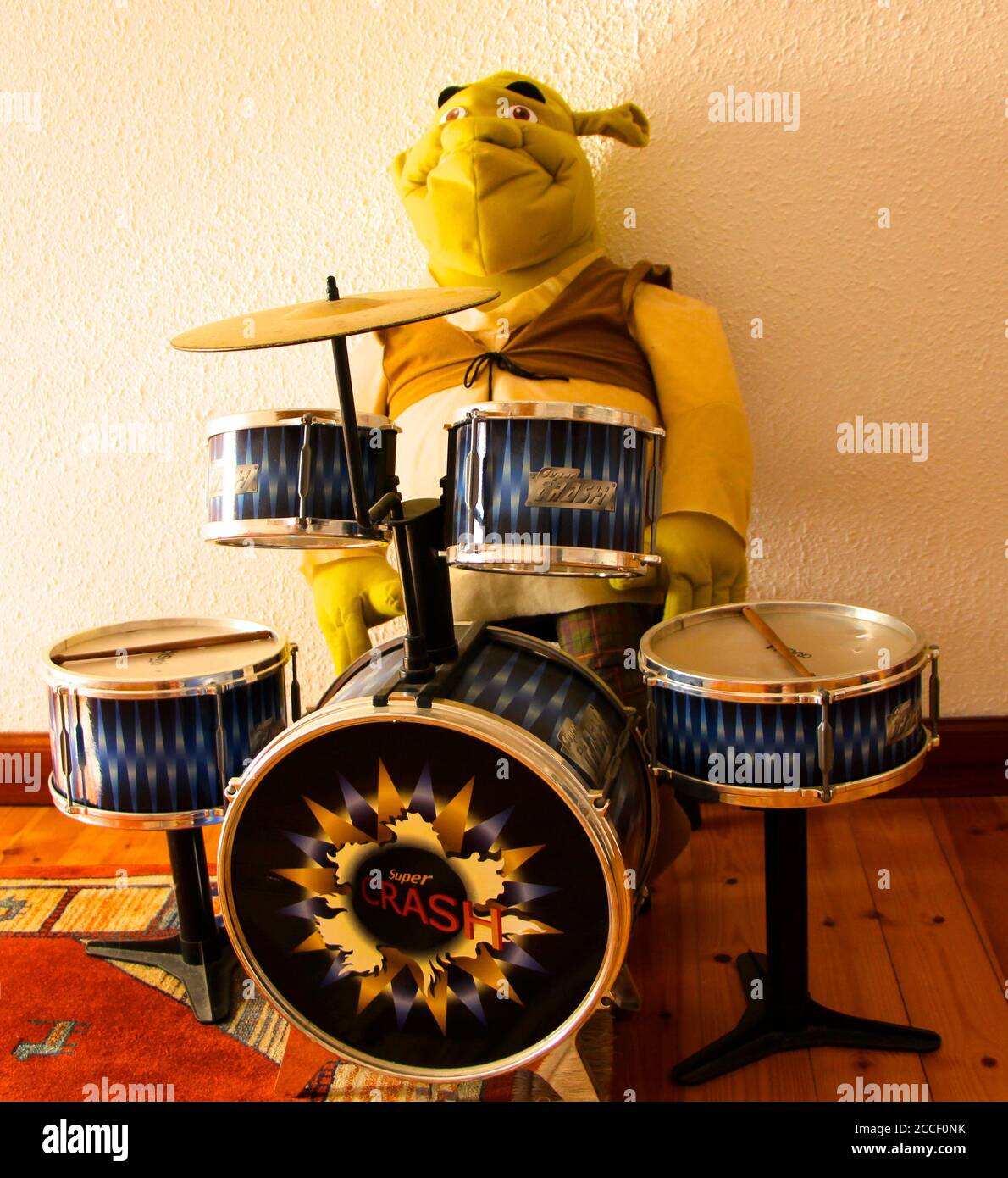 Shrek character hi-res stock photography and images - Alamy