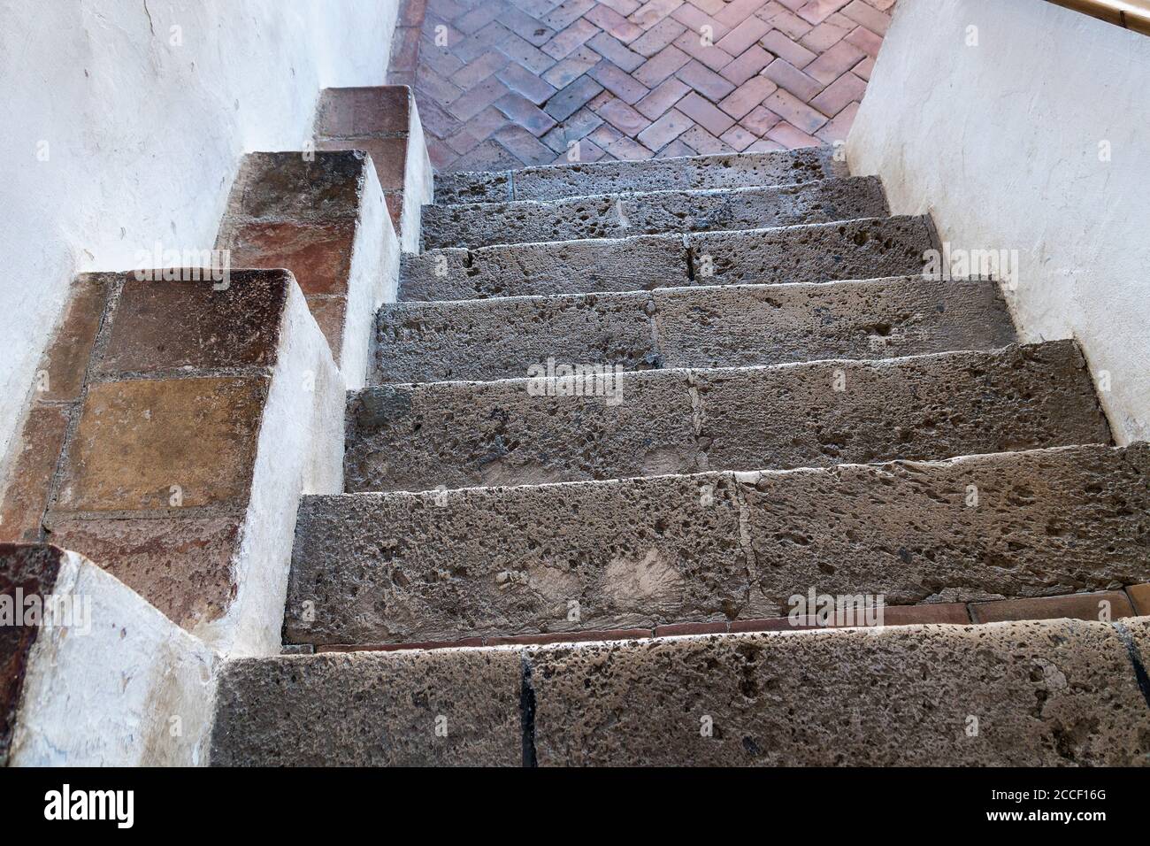 Palace stairs alhambra hi-res stock photography and images - Alamy