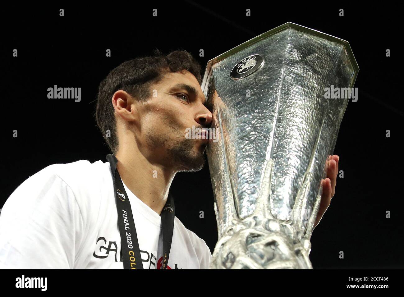 Jesus navas trophy 2020 hi-res stock photography and images - Alamy