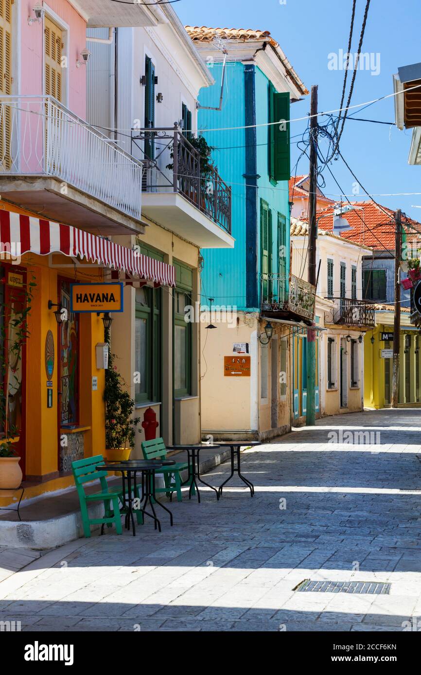 Architecture of the old town of Lefkada in Greece Stock Photo - Alamy