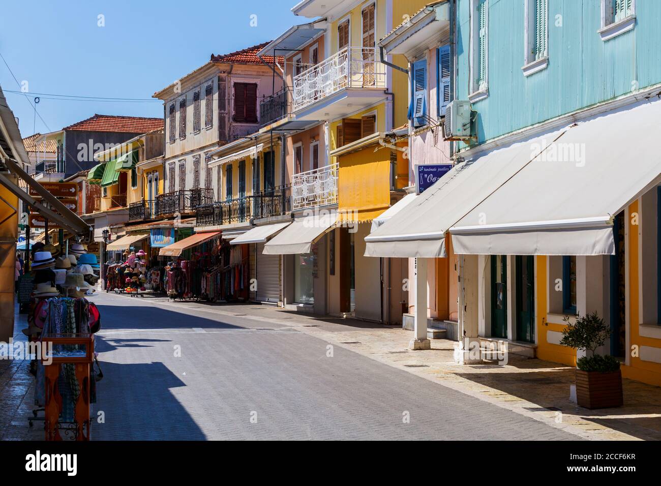 Lefkada town street hi-res stock photography and images - Alamy
