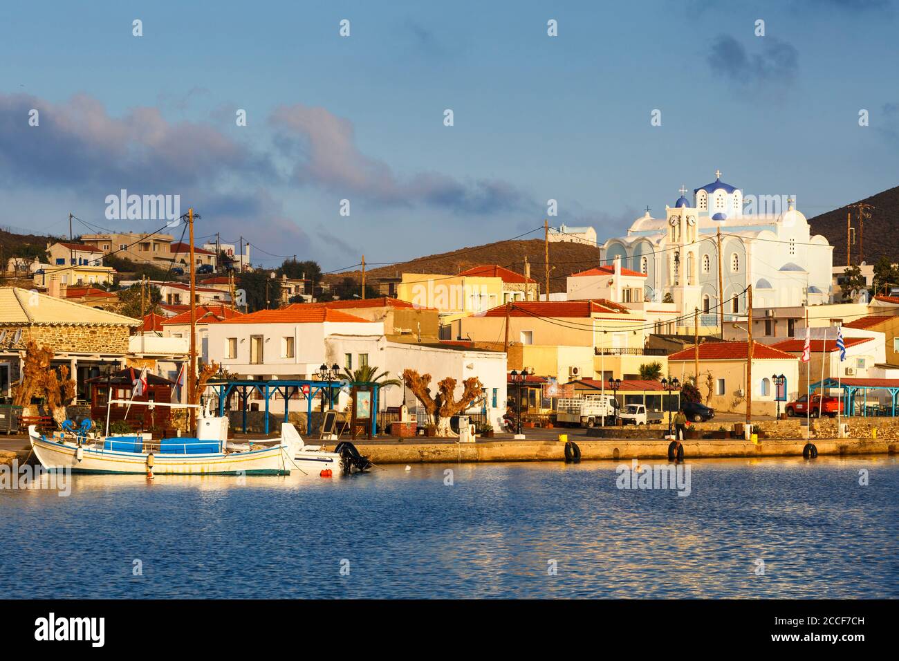 Morning view of Psara village and its main church Stock Photo - Alamy