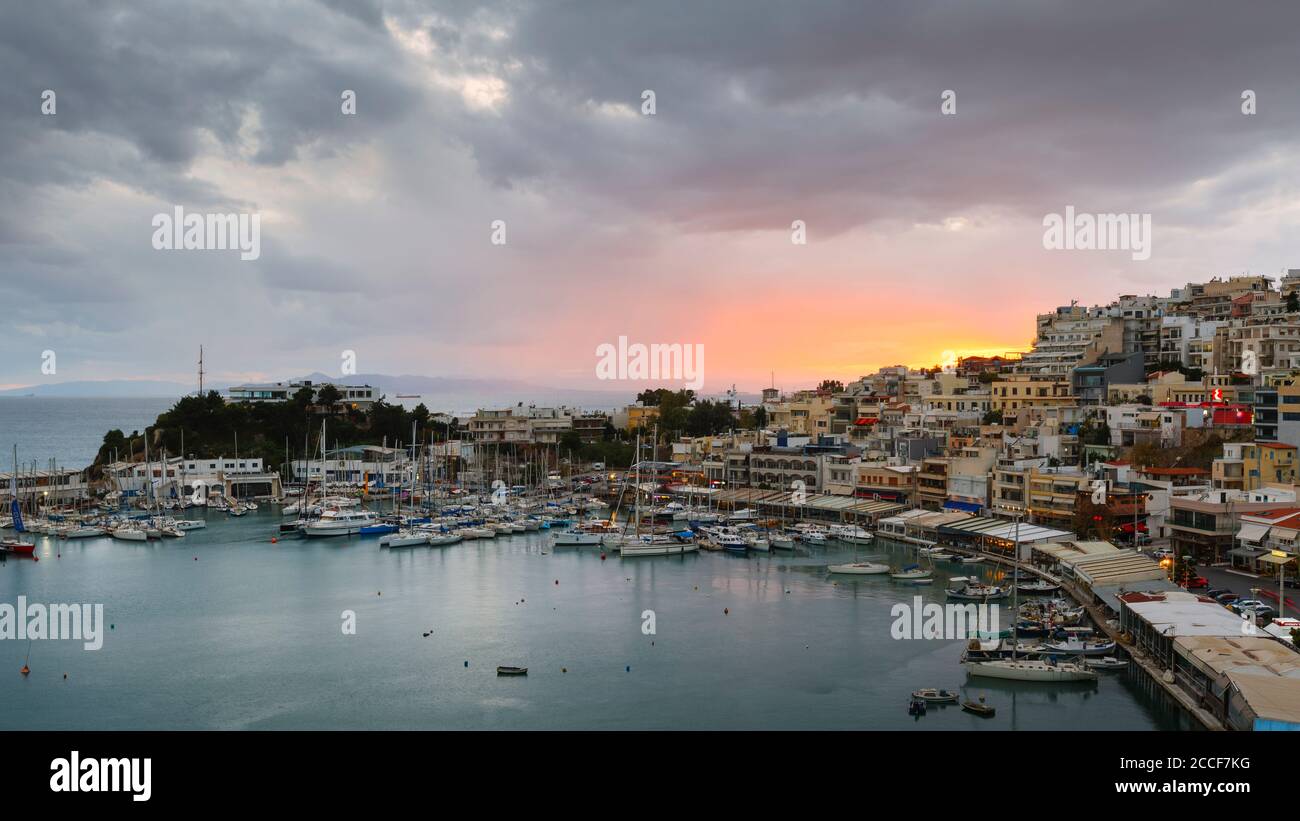 Mikrolimano harbor hi-res stock photography and images - Alamy