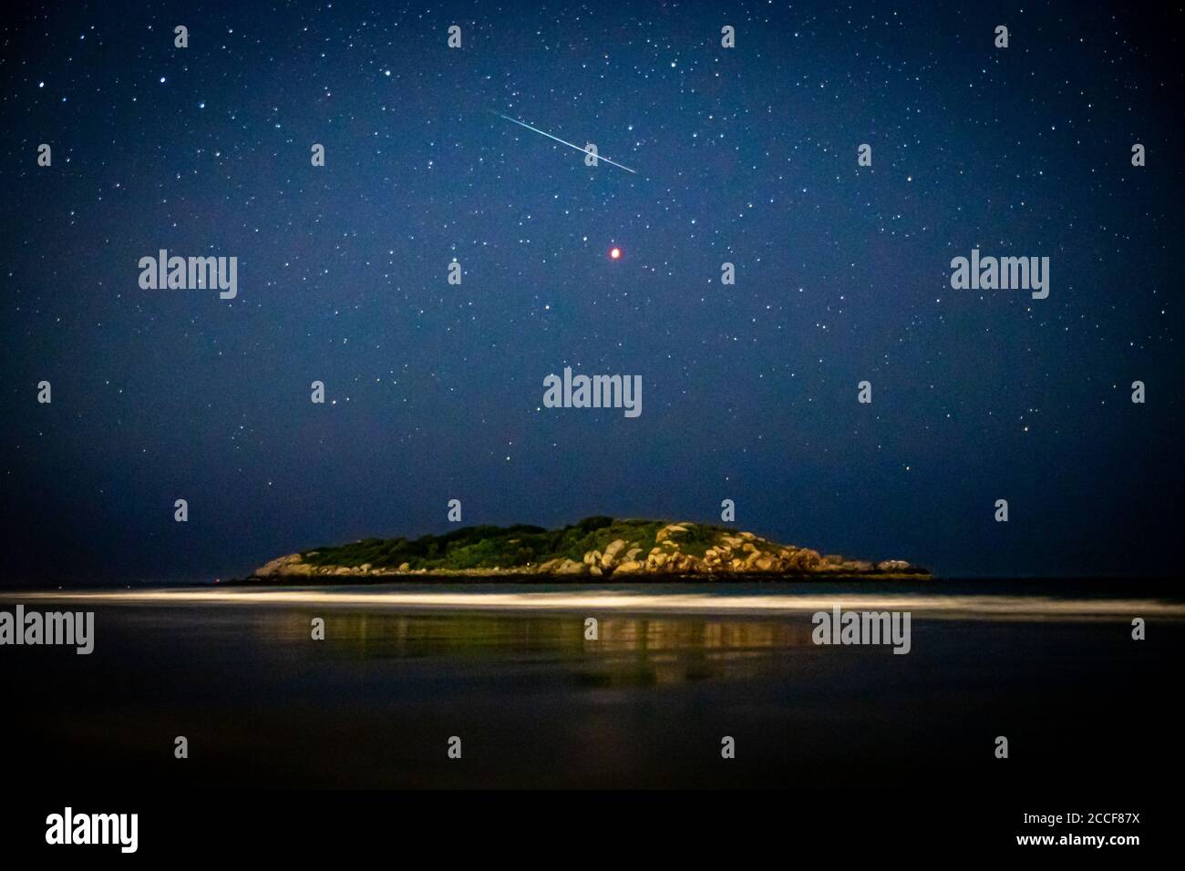 The night sky above the planet mars hi-res stock photography and images ...