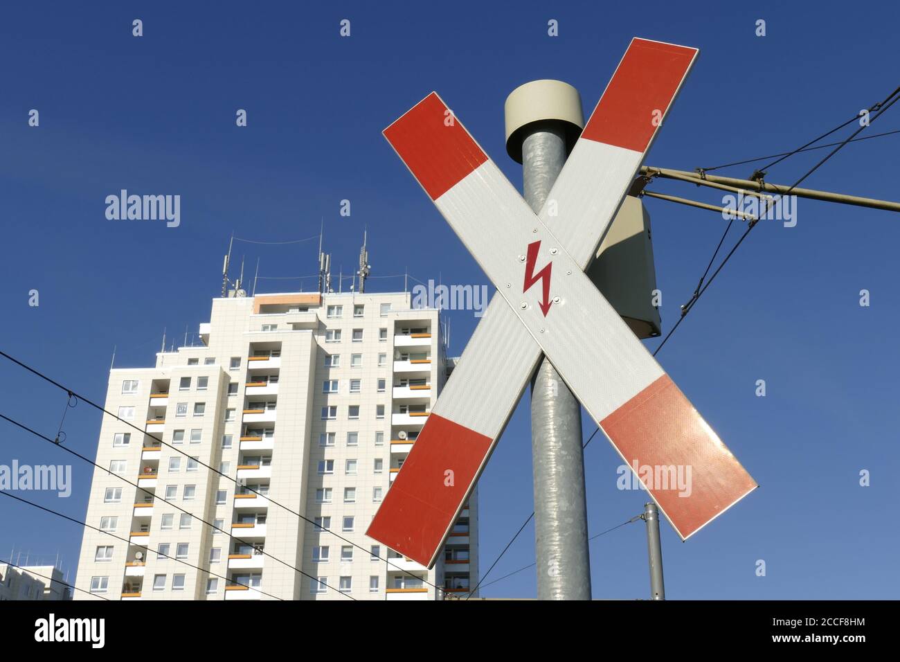 Andreaskreuz, traffic sign level crossing, skyscraper, Osterholz ...