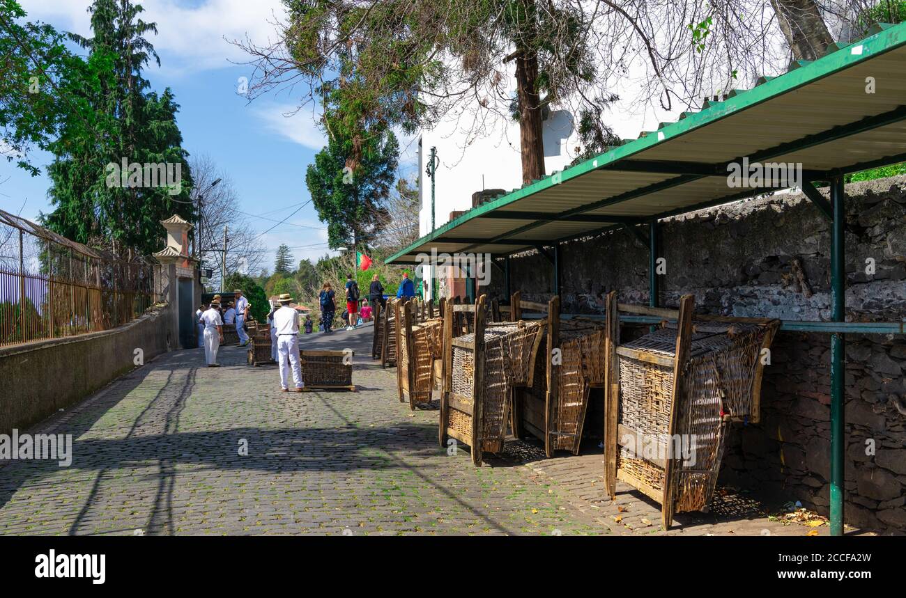 Basket sledding on the Monte, 'Carros de Cesto' a sensation in Funchal ...