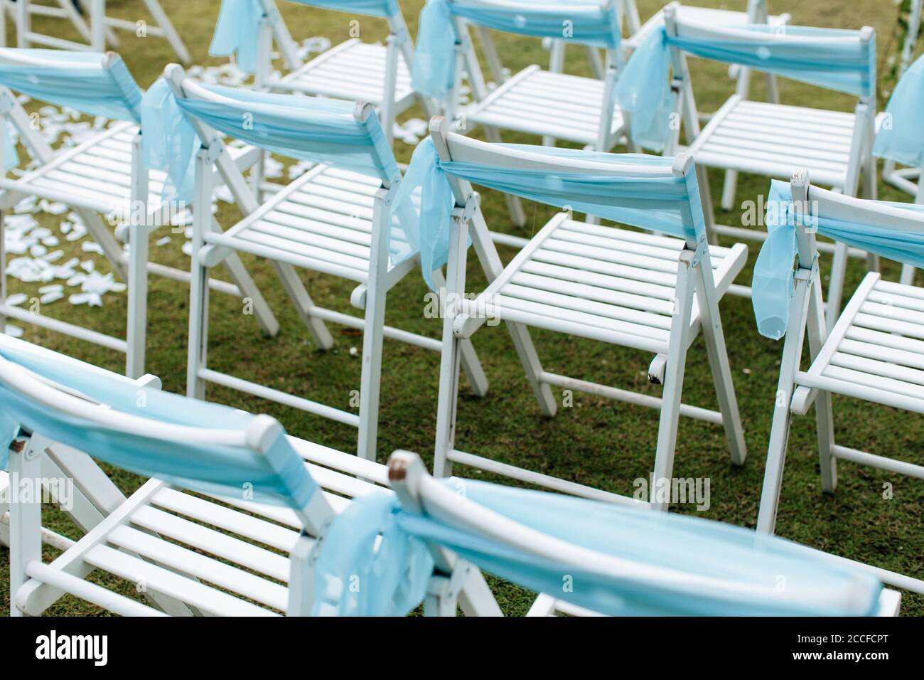 Blue chair ribbons hi-res stock photography and images - Alamy