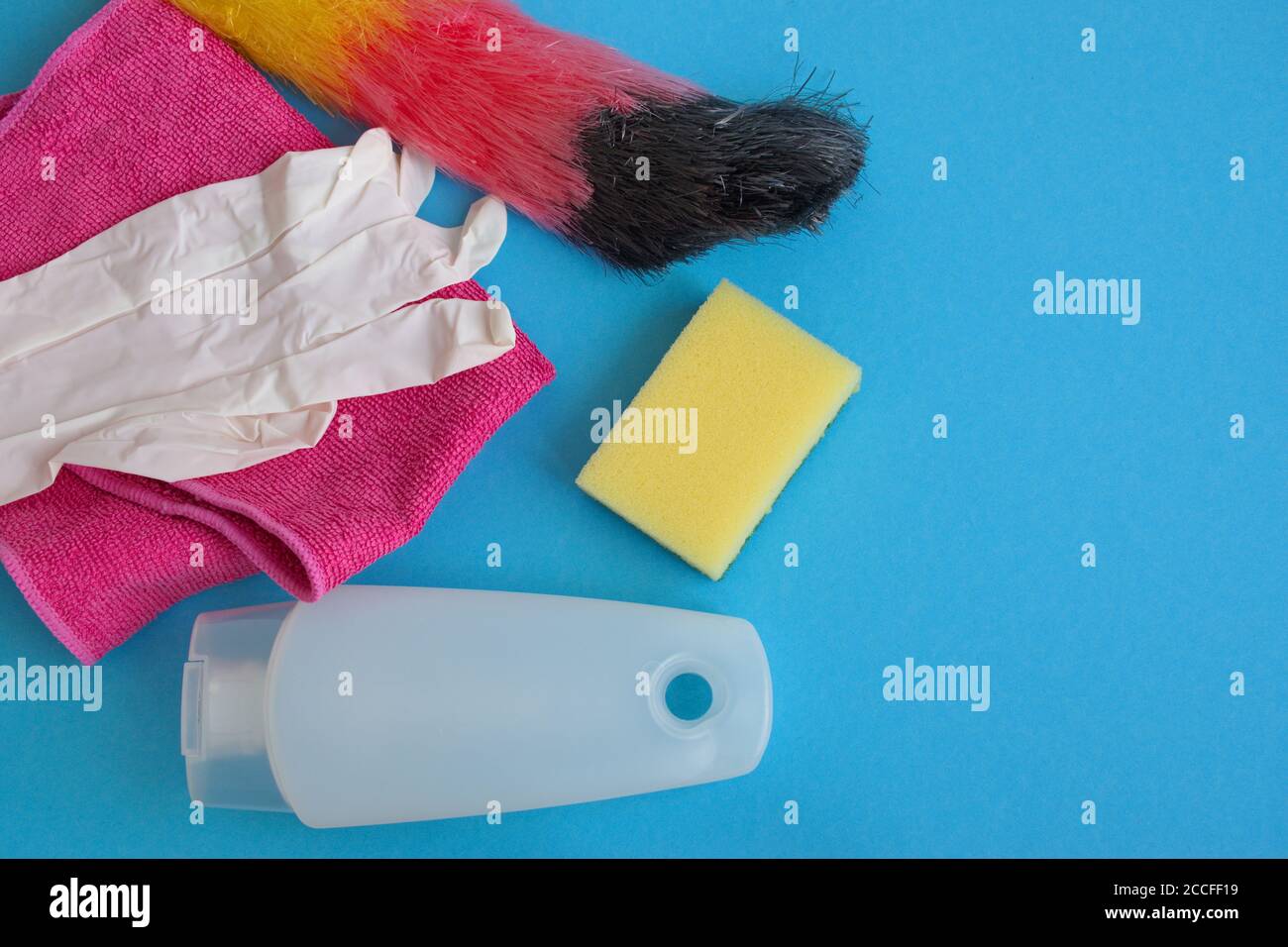 Purple rags hi-res stock photography and images - Alamy