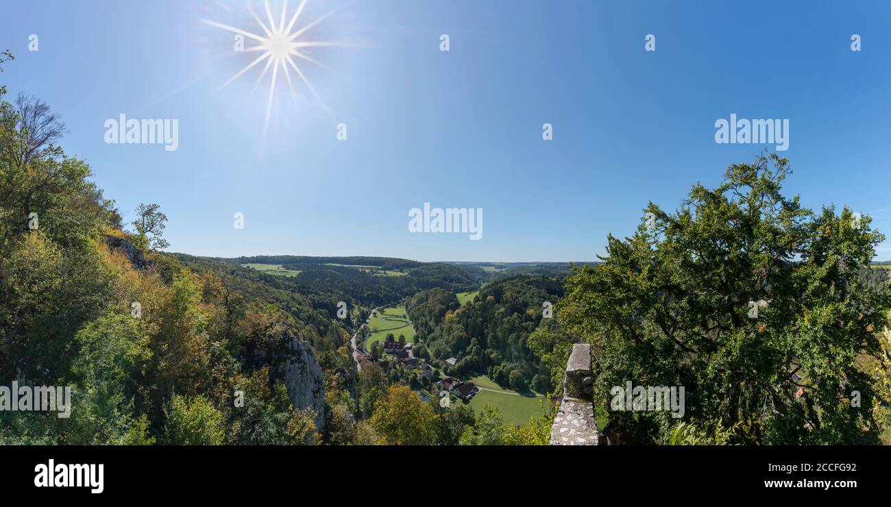 Panorama from the hohengundelfingen ruins into the lautertal to ...