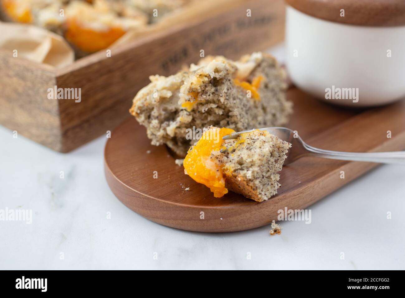 home made poppy seed pie with apricot and crumble Stock Photo - Alamy