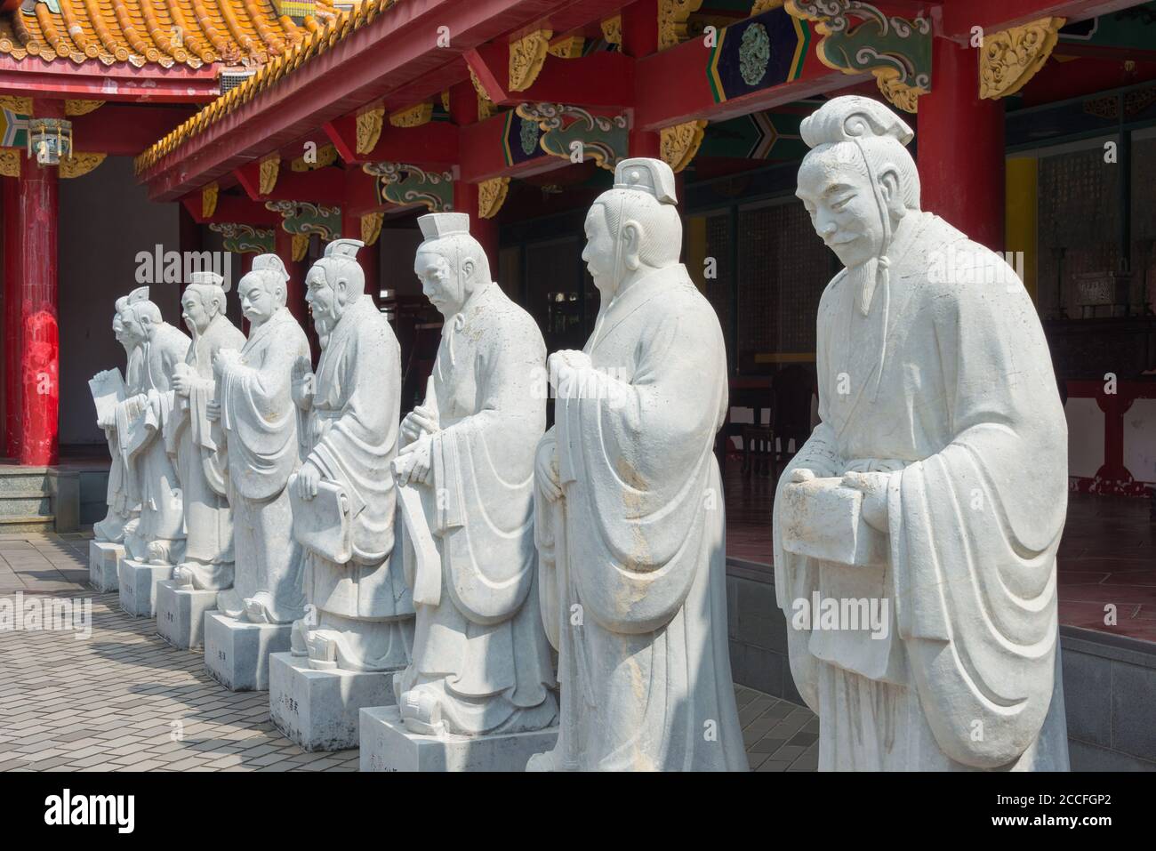 Confucius statue japan hi-res stock photography and images - Alamy