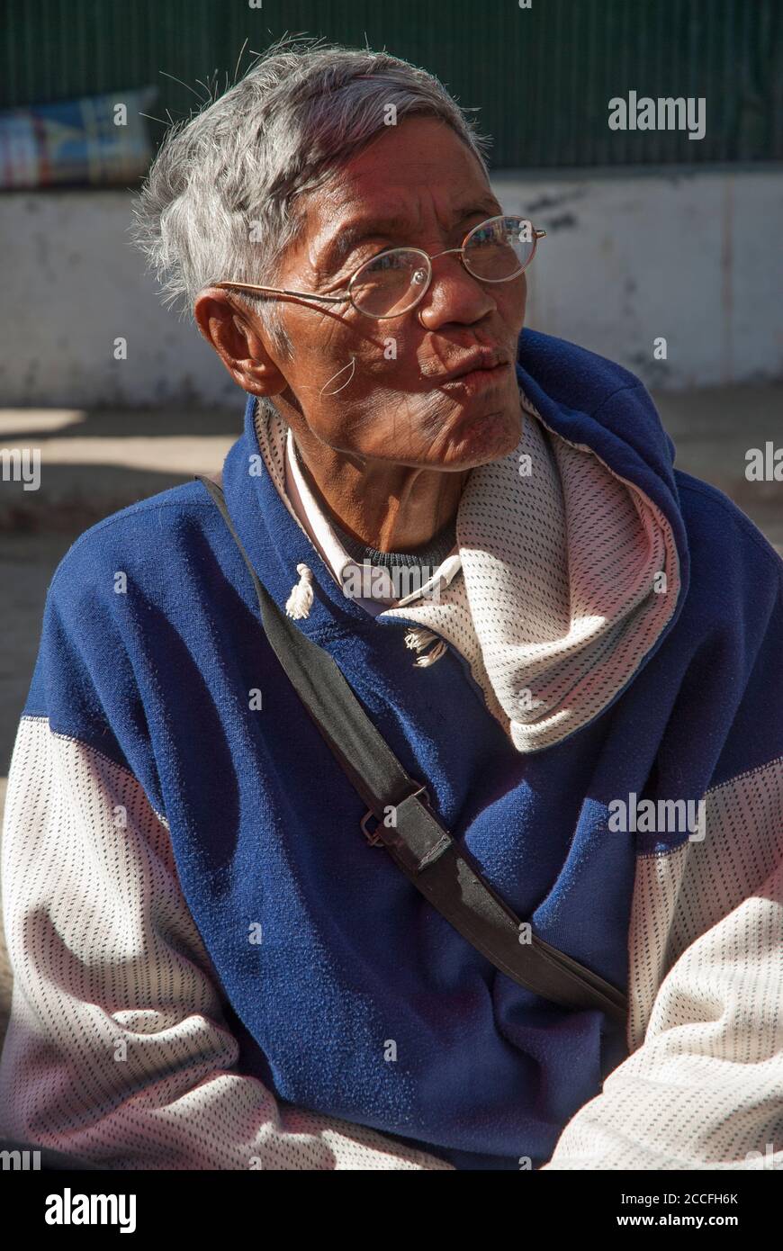 Shan man at the Central Market, Kengtung, Shan State, Myanmar (Burma ...