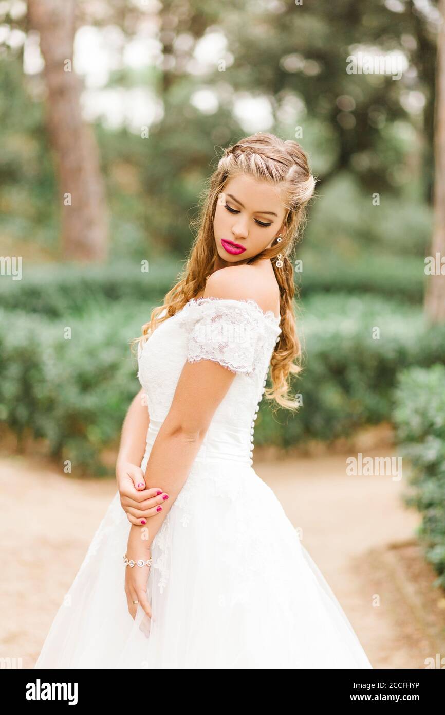 Wedding park hi-res stock photography and images - Alamy