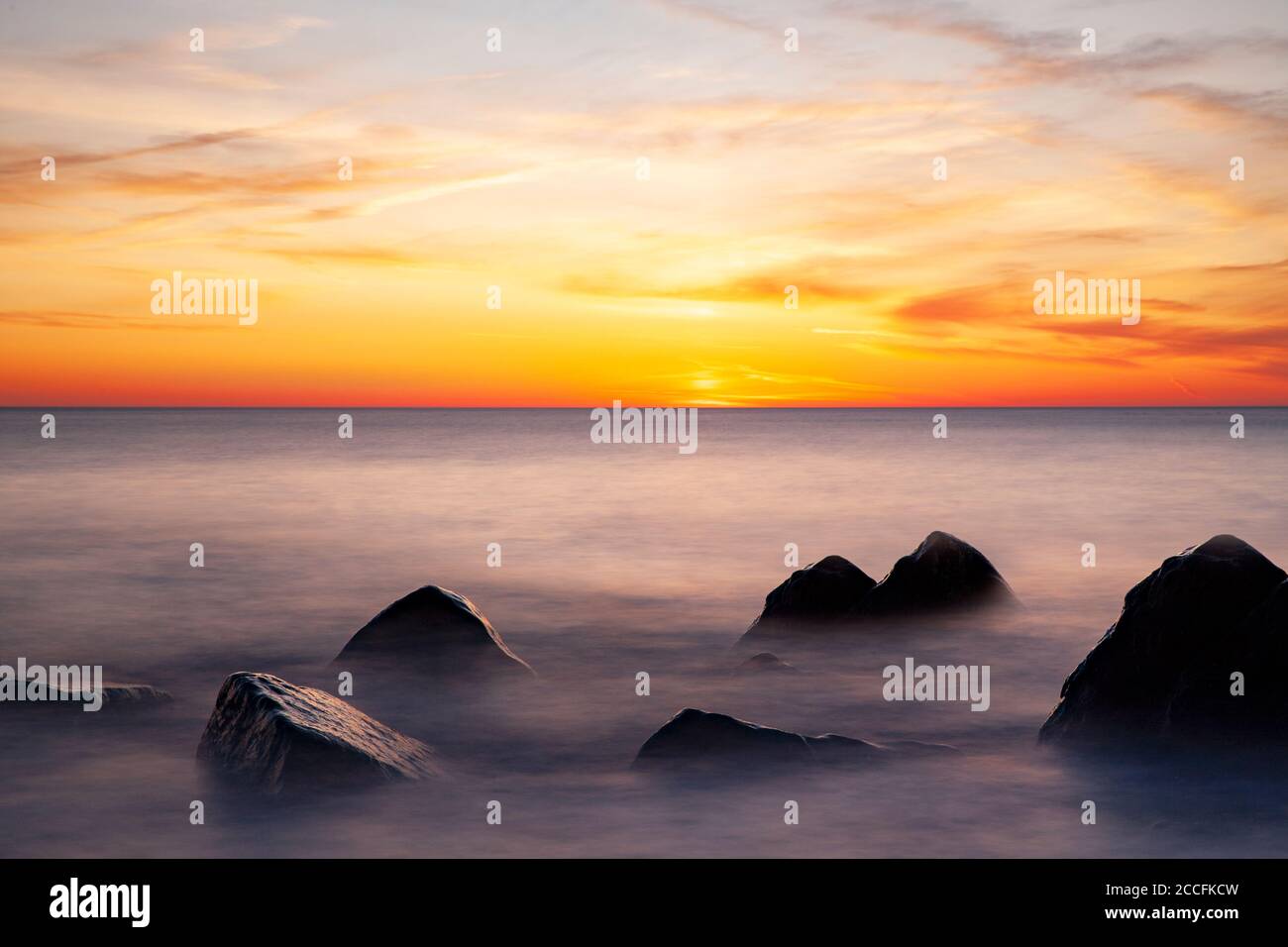 Multicoloured sunset in nature hi-res stock photography and images - Alamy