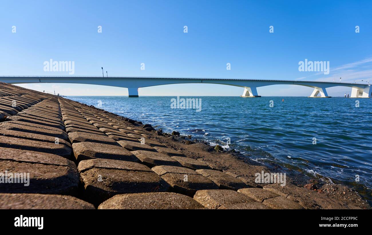 Stone dam hi-res stock photography and images - Alamy
