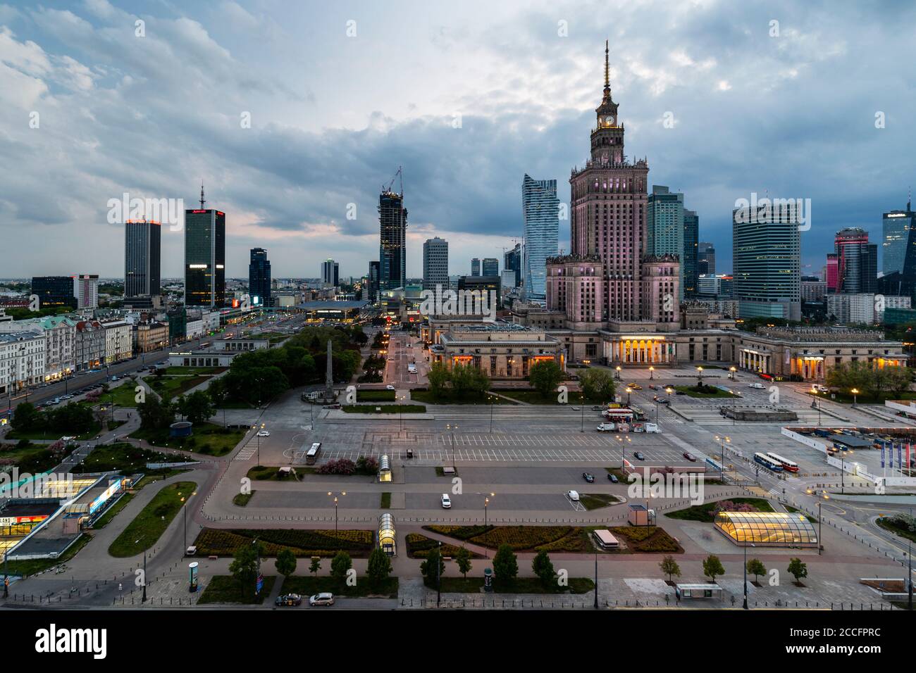 High rise building city palace hi-res stock photography and images - Alamy
