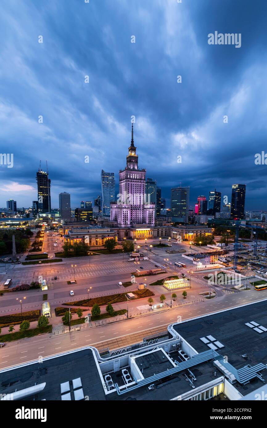 High rise building city palace hi-res stock photography and images - Alamy