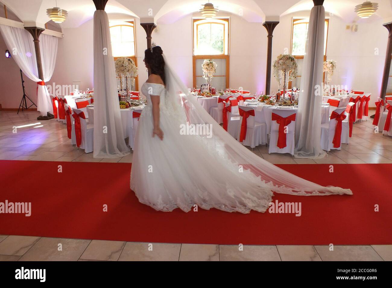 The bride in the banquet hall Stock Photo - Alamy